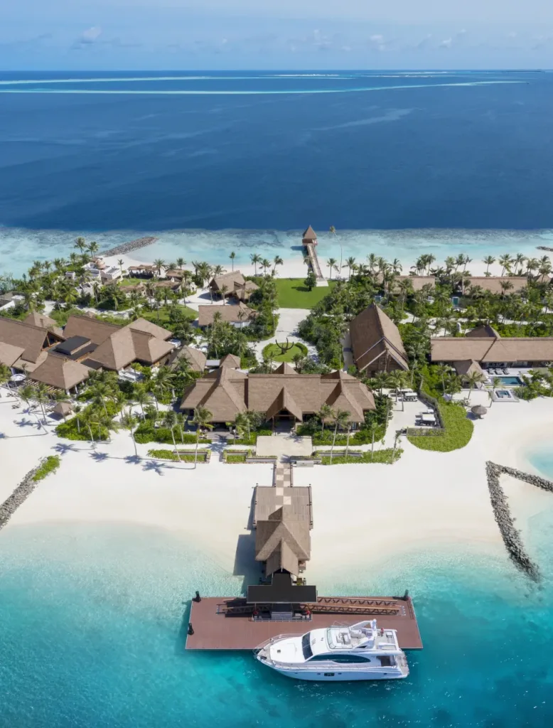 Waldorf Astoria Maldives Ithaafushi – Iconic Luxury Resort