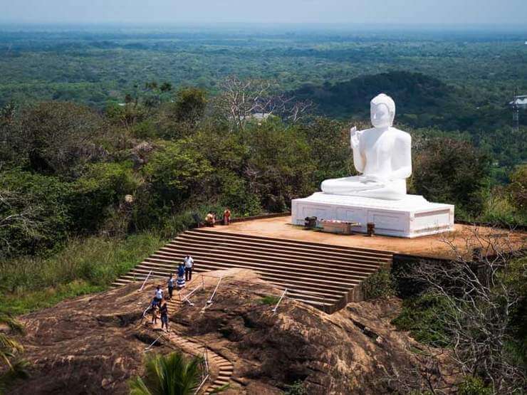 Climb Mihintale Rock temple - Travelups